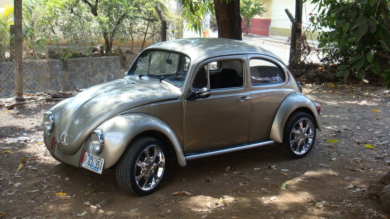 La Zona VolksWagen: El vochito que publicamos para celebrar la 3,000 ...