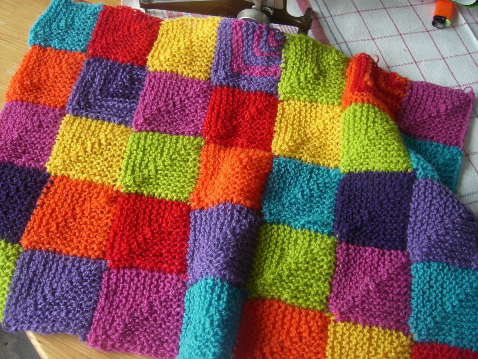 Cecilias handarbetskorg: Svamputflykt och stickat