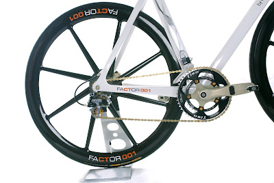 Cozy Beehive: Factor 001 : Formula 1 Instrumented Racing Bike