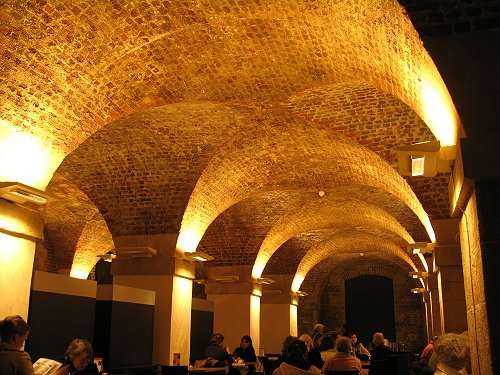 food and life: Cafe in the Crypt, London