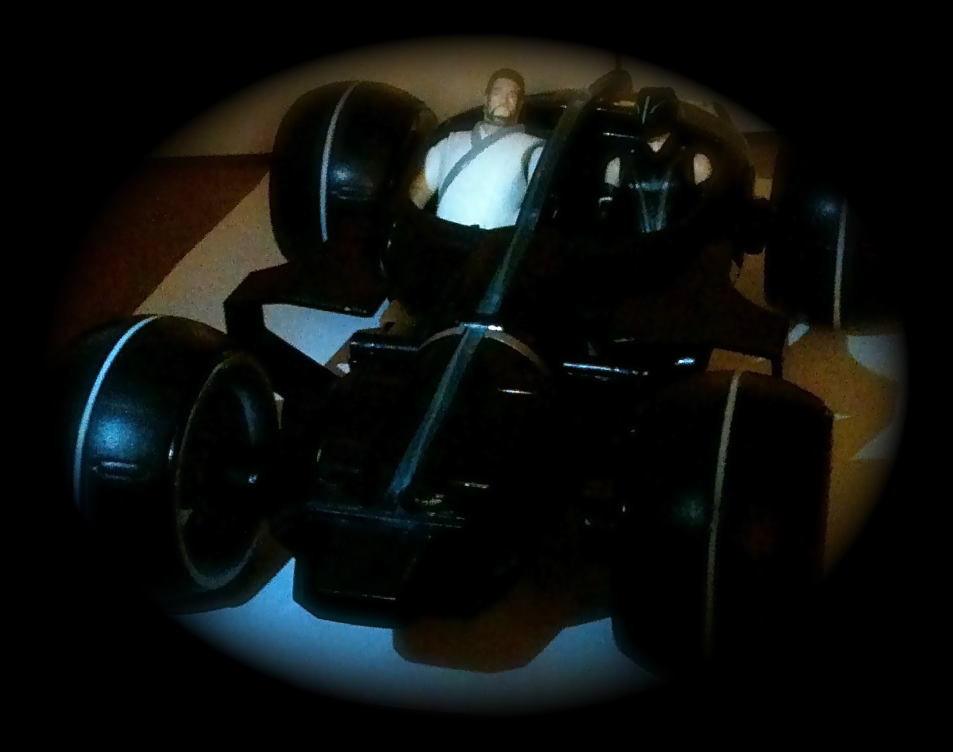 Nostalgic G: TRON LEGACY: Quorra and Light Runner from Spin Master...