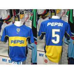 LAS CAMISETAS DE BOCA JUNIORS: 2002