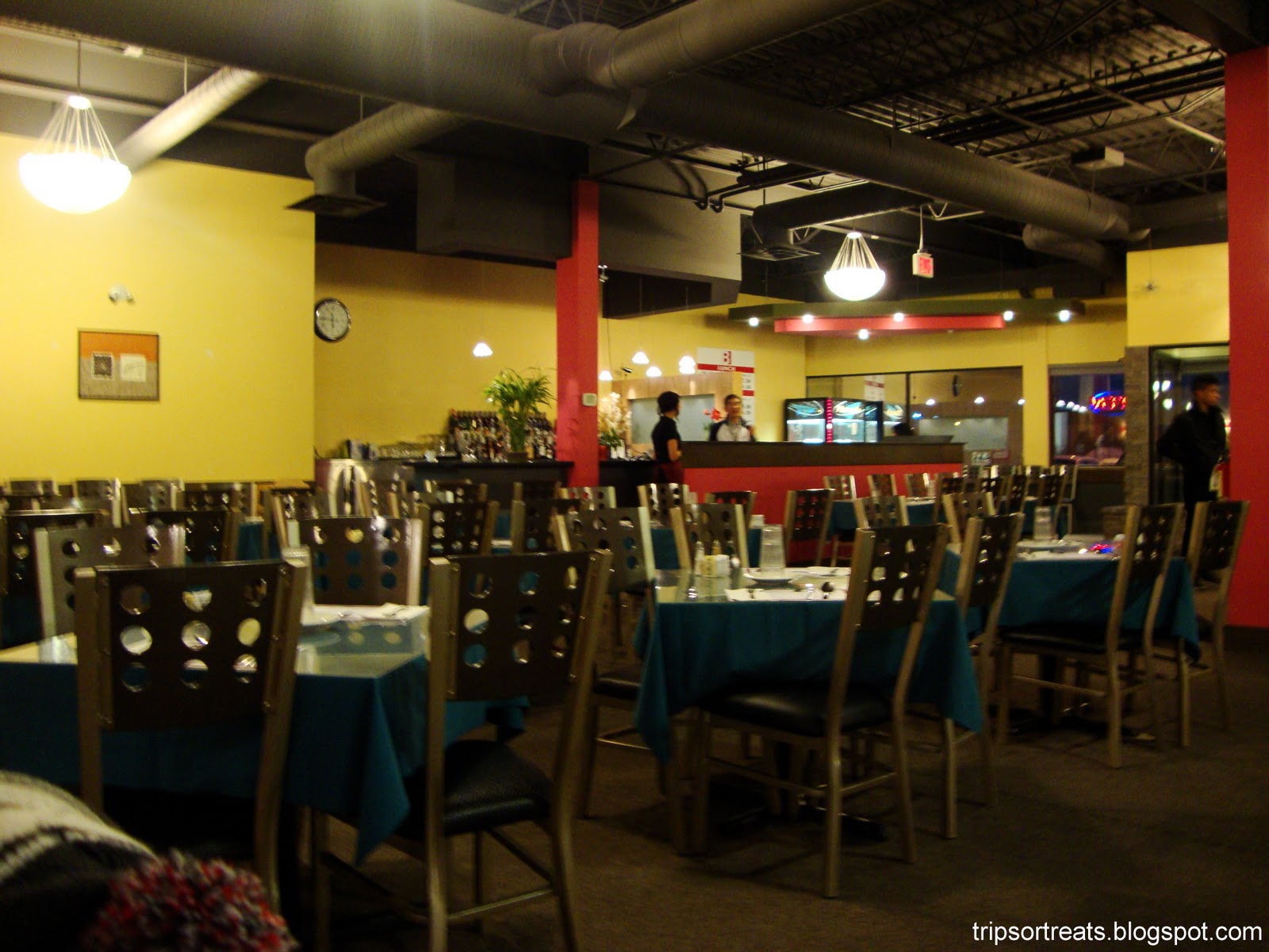 the seasoned first timer: Buffet Square