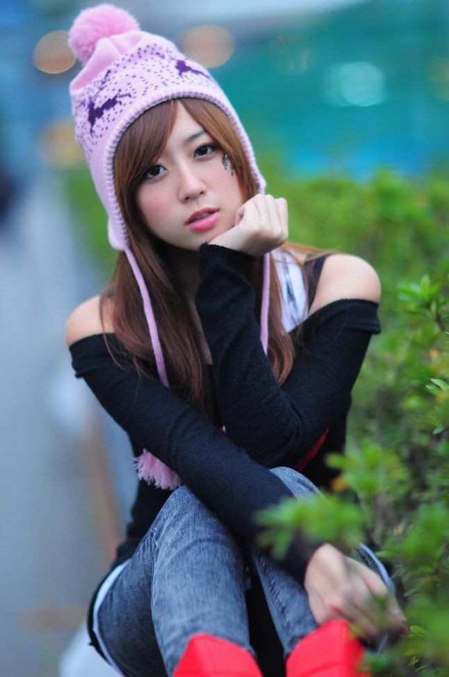 Cute Taiwanese girl Angel Hong pictures | Asian Gallery