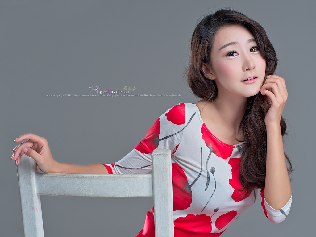 Beautiful Korean model - Park Hyun Sun (박현선) in red | Asian Gallery