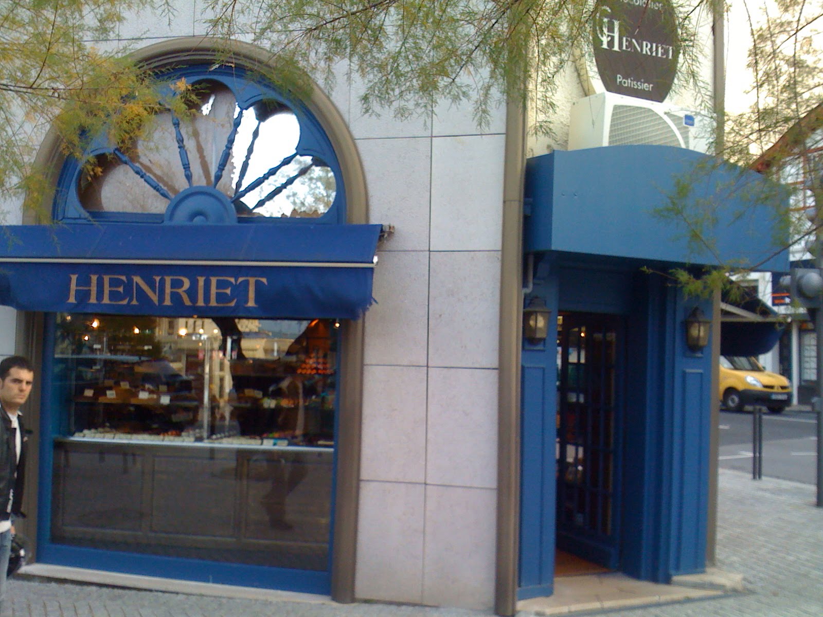 Maple Loo: Speaking French