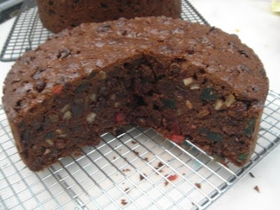 Yochana's Cake Delight! : Chocolate Fruit Cake
