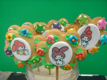 Yochana's Cake Delight! : My Melody & Barney Cookies