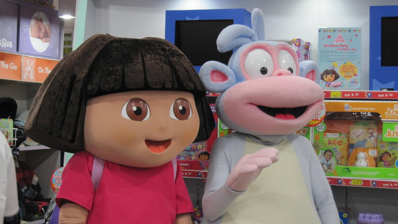 Juz Us: Dora's Big Birthday Adventure Meet & Greet .. more pics to share :)