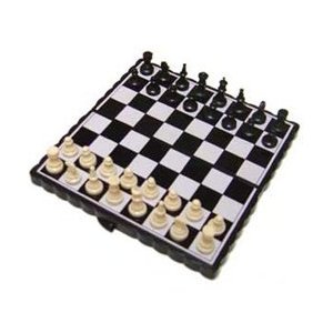 chess set magnetic: 5" Mini Travel Magnetic Chess Set