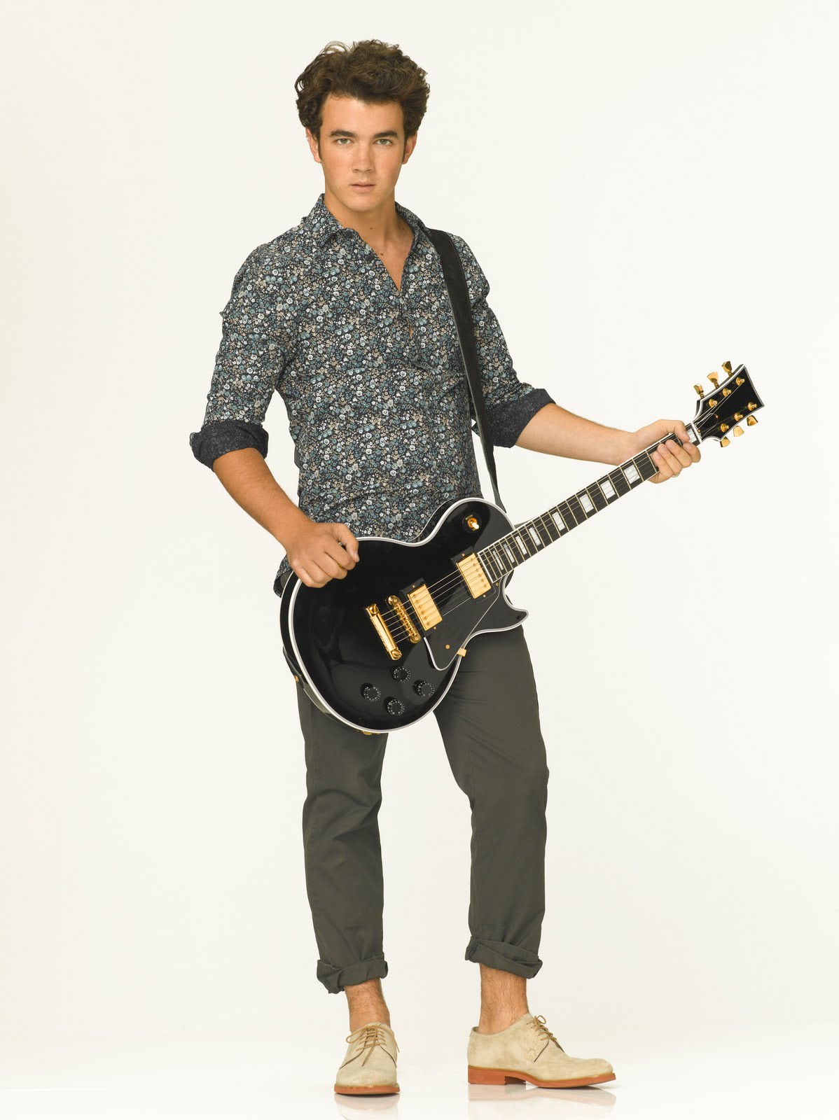 disney-Pretty: Imagenes de Jason en Camp Rock 2