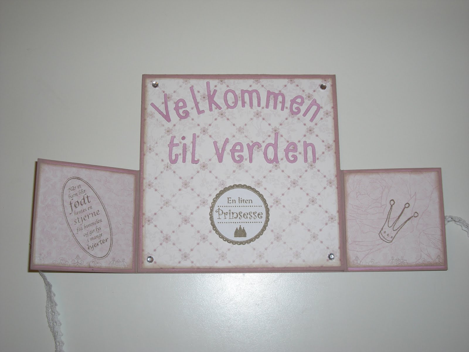 Lailas kreative krok: Velkommen til verden-kort til ei lita jente