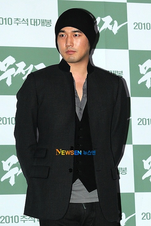 The Invincible Song Seung-hun & Joo Jin-mo meet the press · K-POPPED!
