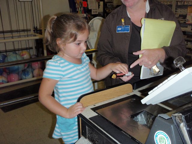 Mrs. Wright's Learners: Community Helpers: Grocery Store