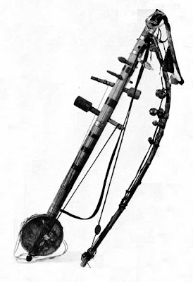 MUSICAL INSTRUMENTS: STRING INSTRUMENTS (BOWED INSTRUMENTS)