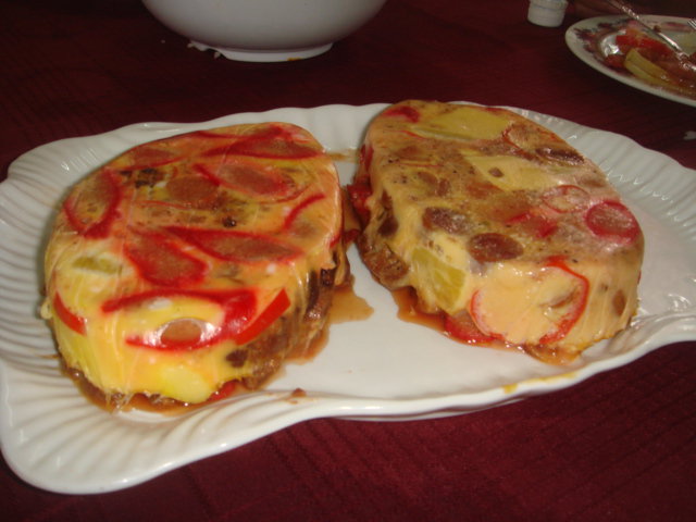 Kitchen...the Heart of Our Home: FTF: Pork Hardinera