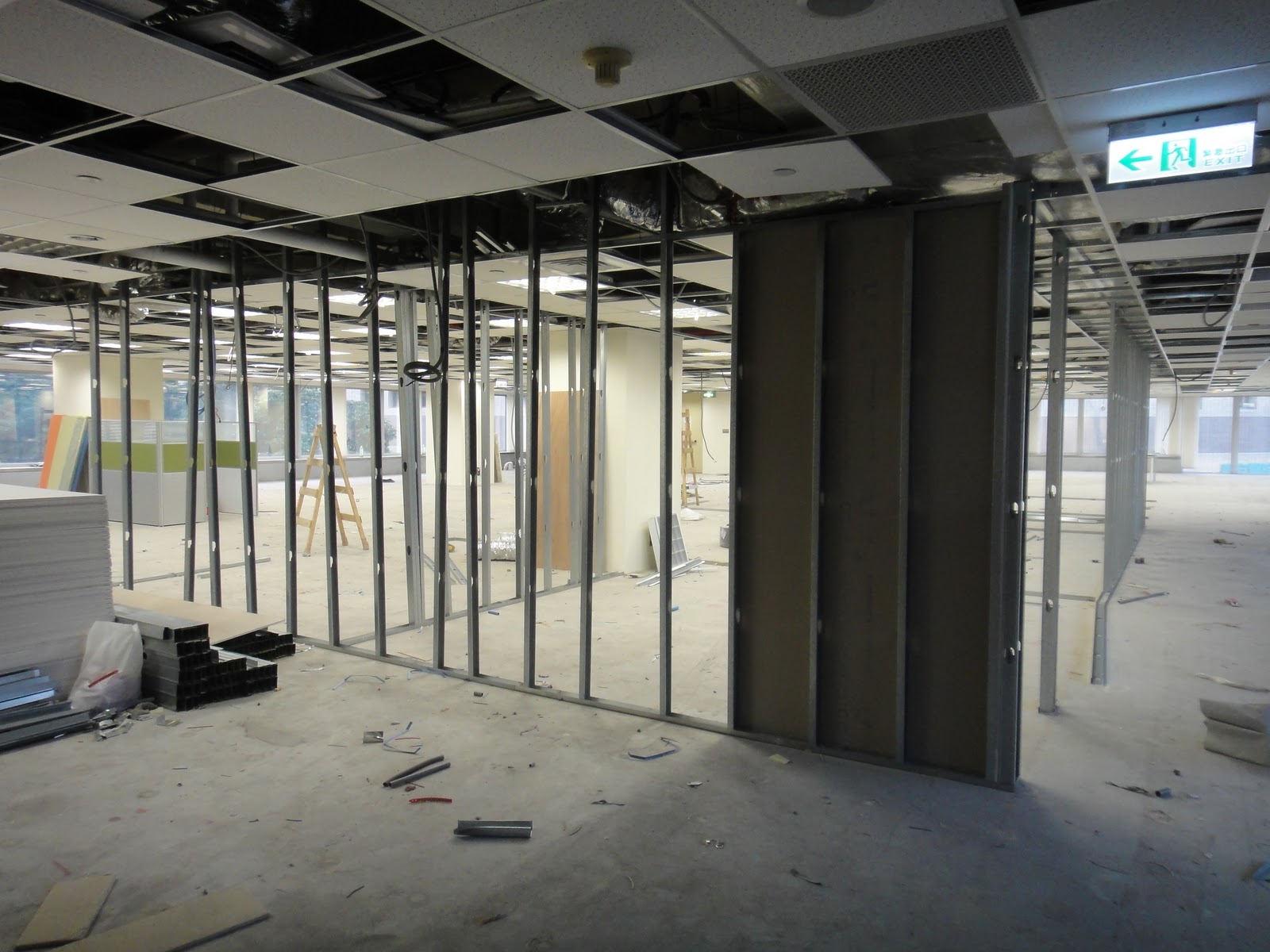 Emerson Taipei Office: 2010/12/11 輕隔間，水電，活動隔音牆 | Wall Partition ...