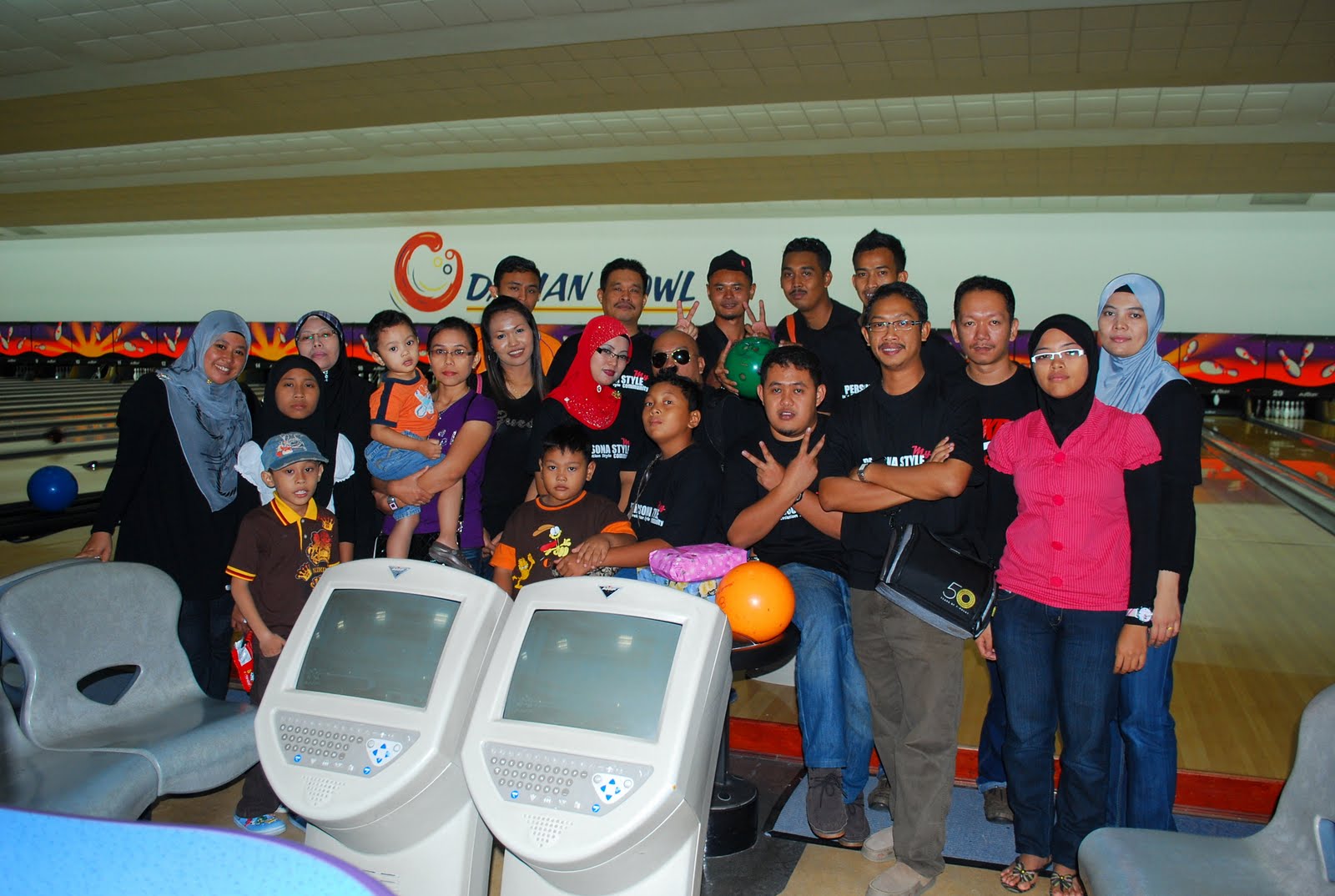 TEAM PROTON PERSONA~My PERSONA STYLE COMMUNITY (MyPS): MyPS BOWLING ...