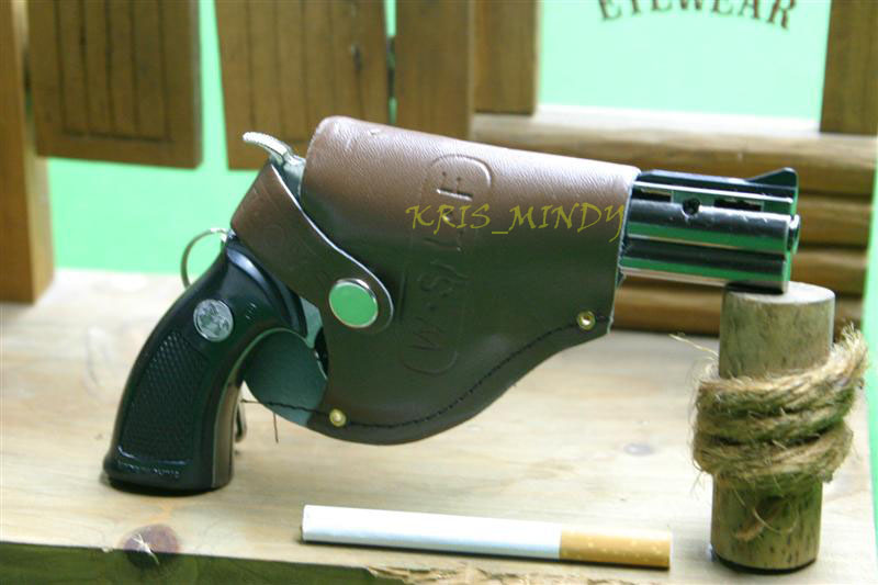 Gun lighter Agent: .357 Magnum Revolver Gun Shaped Lighter with Hand Casing