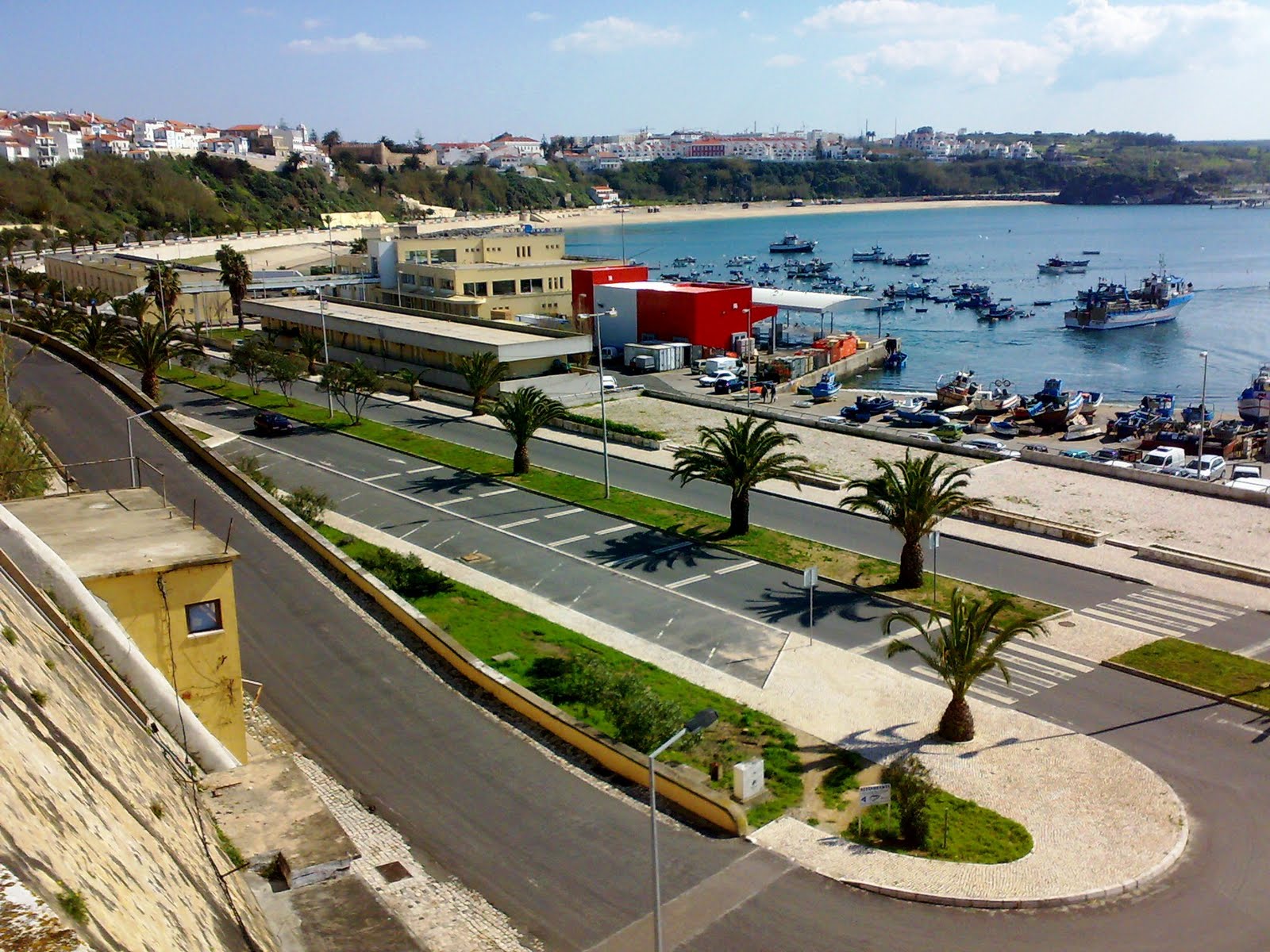 Cabo de Sines: Porto de pesca (ribeira) - Sines