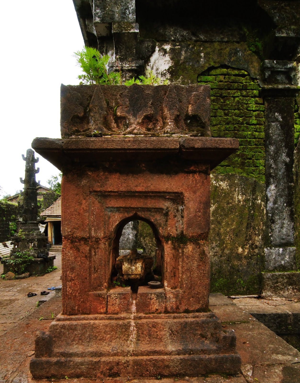 Zunka Bhakri......: Panhalgad - Vishalgad Trek