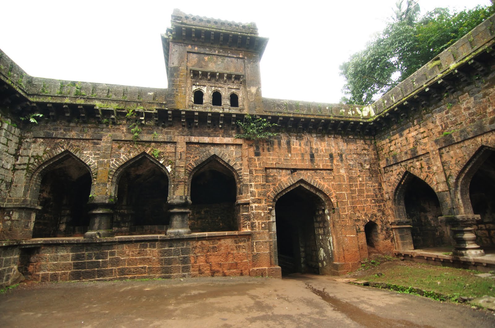 Zunka Bhakri......: Panhalgad - Vishalgad Trek