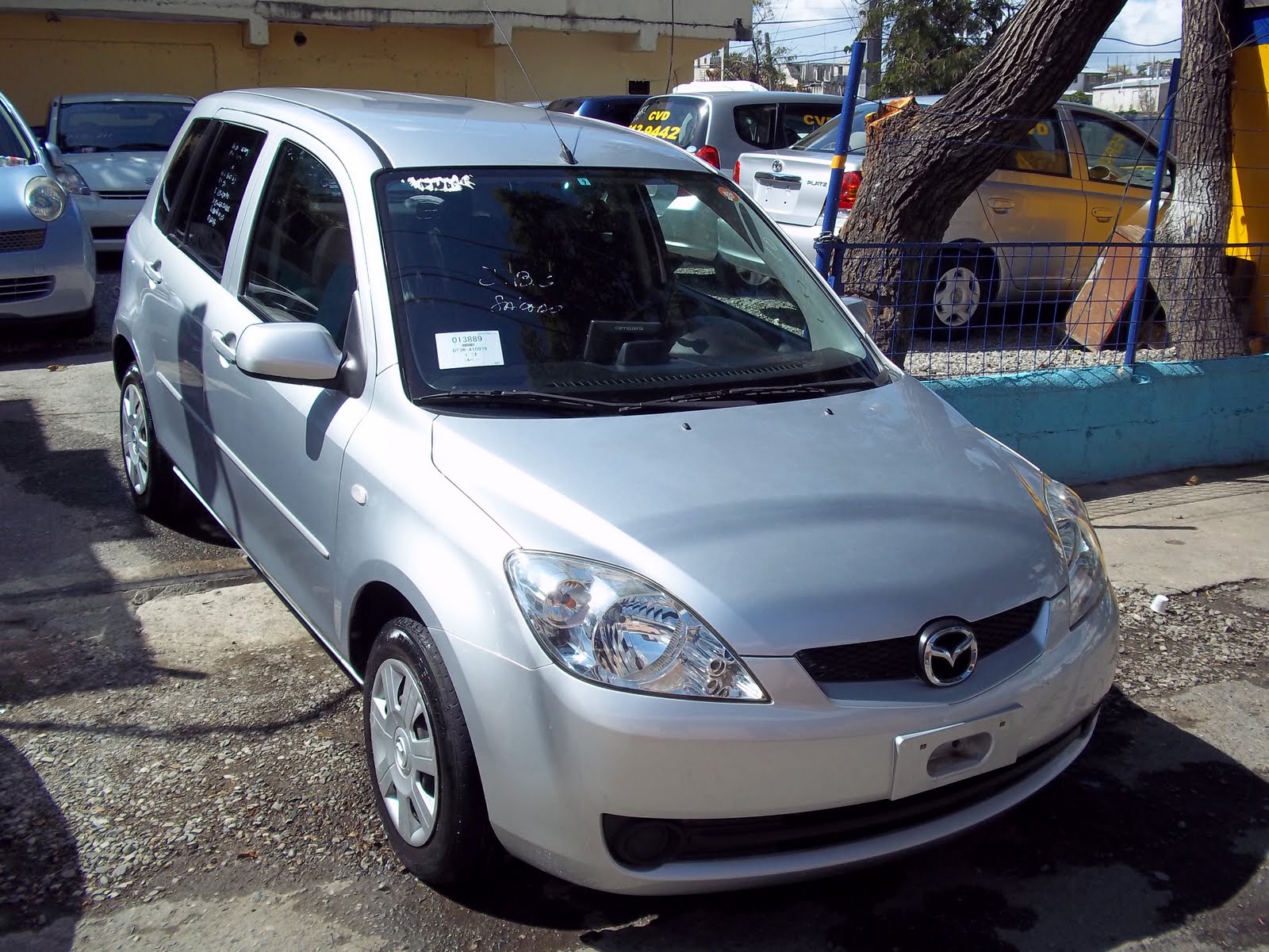 JHONNYCARRO.COM: OFERTA MAZDA DEMIO 2006 INICIAL 100,000 ACABADO DE ...
