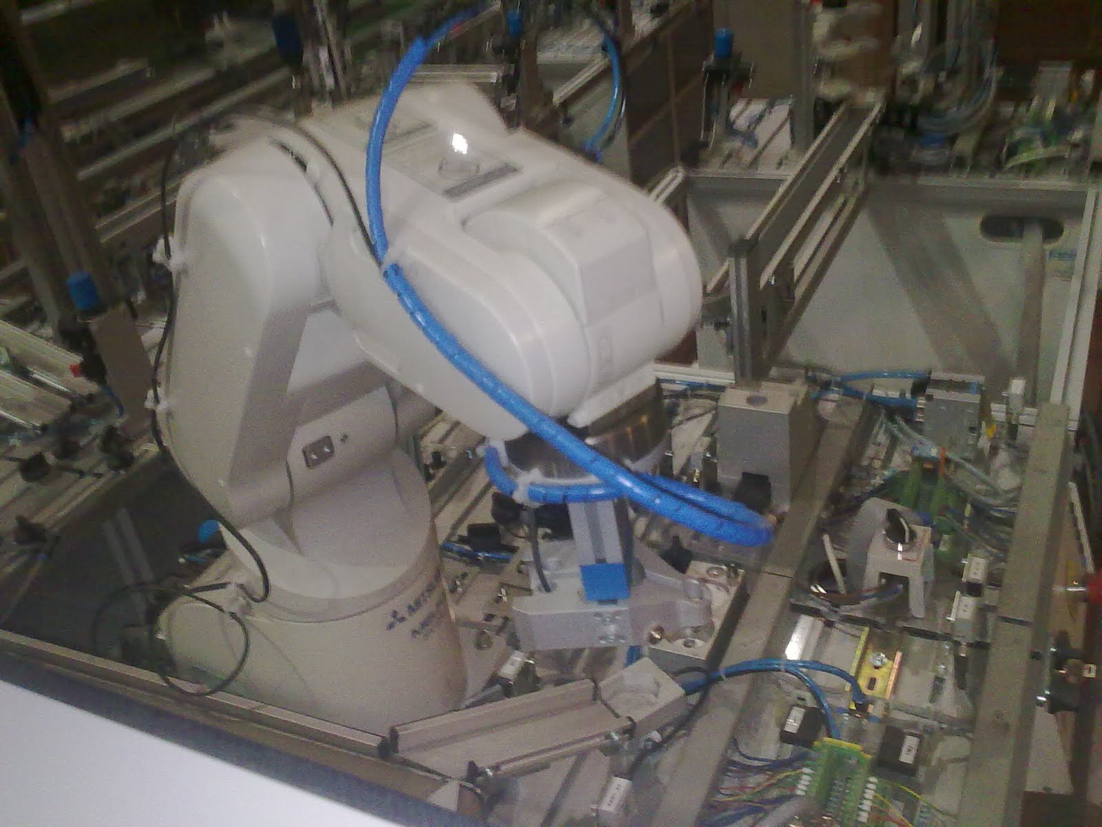 Testeando el brazo robótico industrial ABB IRB1600 e IRB2400 ~ LuneGate