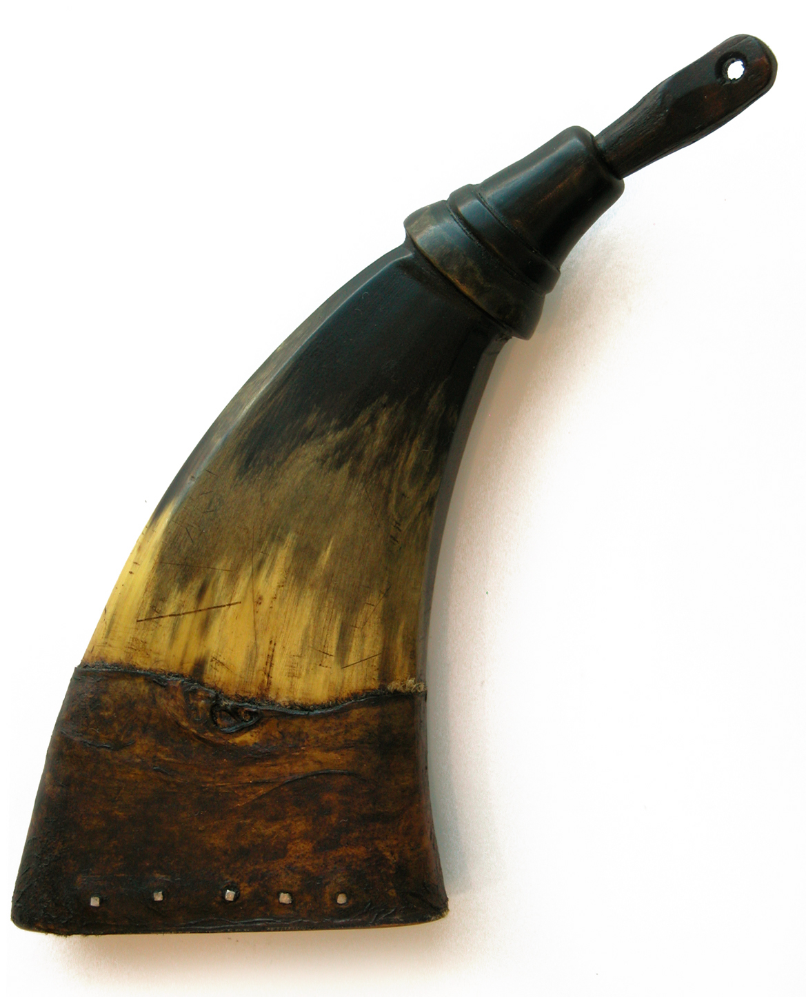 Contemporary Makers: Harris Maupin Priming Horn