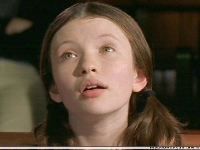 oii my first blog will kick your ass: Emily dalam film Halifax f.p ...