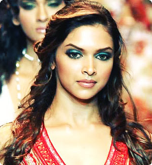 Deepika Padukone Old Pictures | Deepika padukone hot-Deepika Padukone ...
