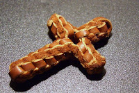 Stormdrane's Blog: Paracord Cross
