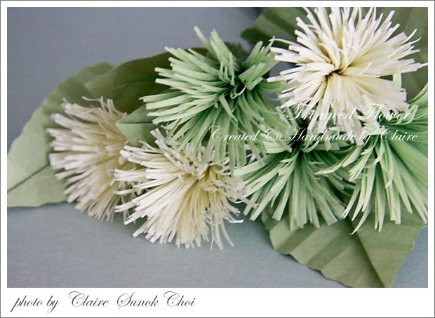 Claire's paper craft: Fringed Flower- tutorial