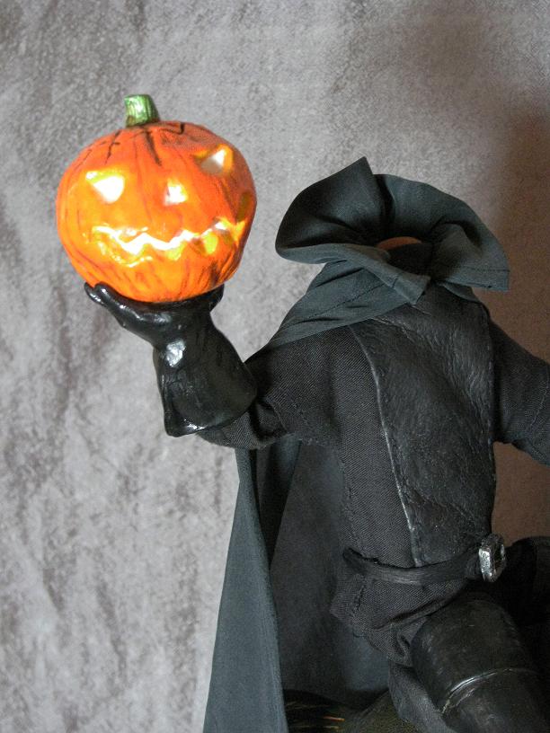 Leah's Art Magic: "The Headless Horseman Rides Again"