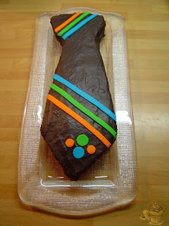 La cocinita de Marisalas: Tarta corbata "Día del Padre"