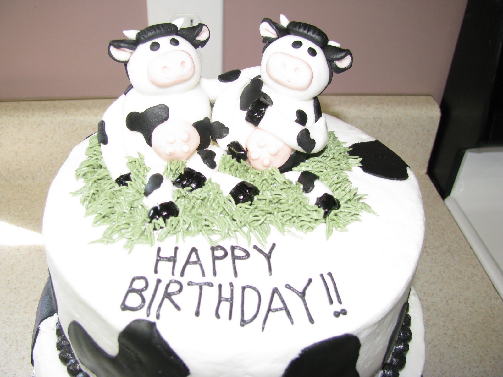 Piece of Cake: "Moo" Cake