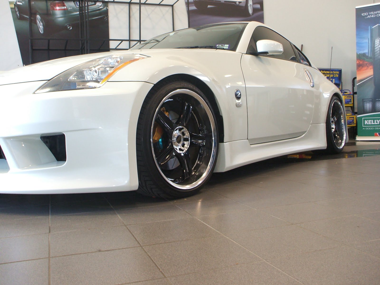 REALJDM: 350z Project car for Auto Salon