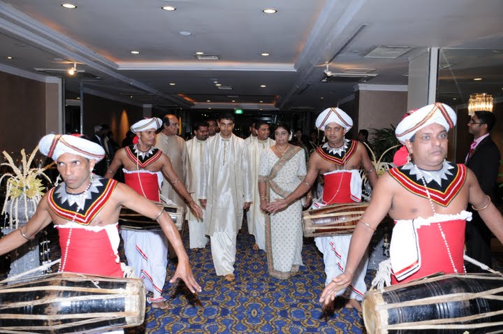 Chit Chat Sri Lanka: Sunil Edirisinghe's son's Wedding