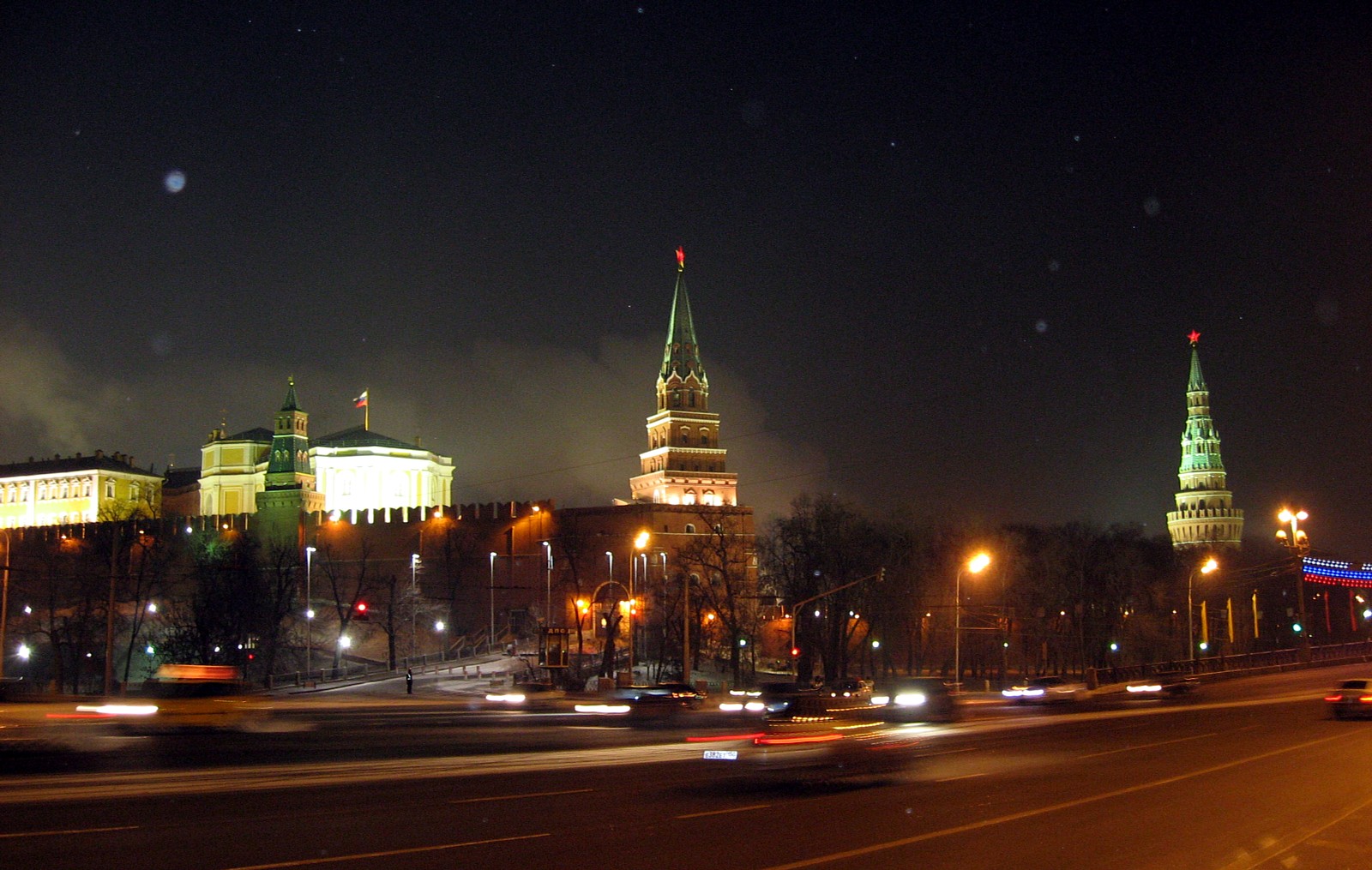 Moscow Daily Photo: Moscow Kremlin in the night