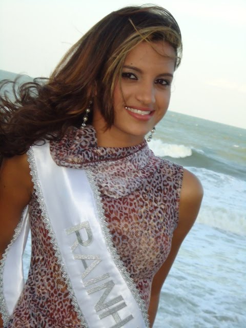 Veja ensaio fotográfico de Iasmim Jamilly Rainha das Estrelas 2010 ...