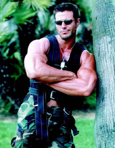 Muscle Beauty: Hot, Fit Men: Military Muscle: Christian Boeving