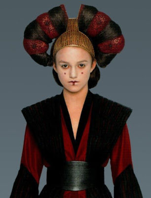 GAOUROMOUTTAROS: FACE OFF: NATALIE PORTMAN VS KEIRA NIGHTLEY