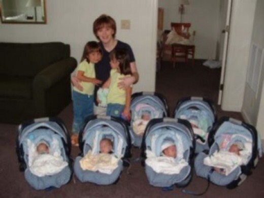 cooloddee: Mother Given Birth to Six Babies at a Time!