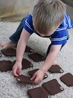 Felt Flash Cards / Memory Game Free Pattern - Sew Much Ado