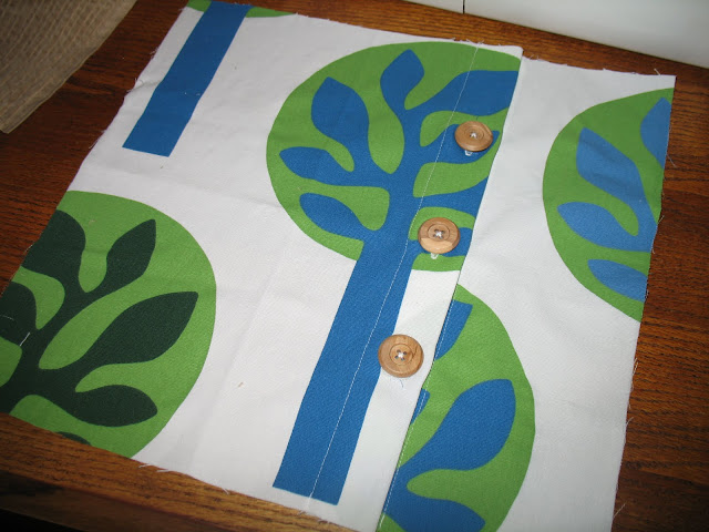 Button Throw Pillow Tutorial - Sew Much Ado