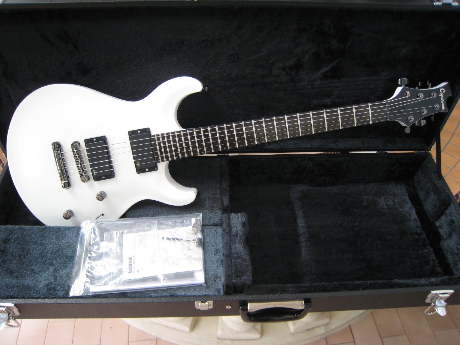 Guitar Gear Acquisition Syndrome: Review of Caparison Angelus HGS GM ...