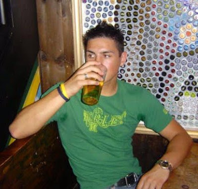 AXILAS DE MACHOS: SOBACOS SUDADOS