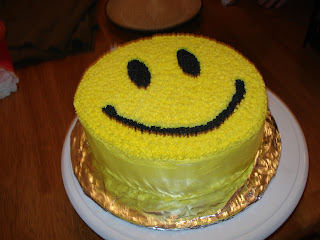 Cakes by Cami: Smiley Face Cake