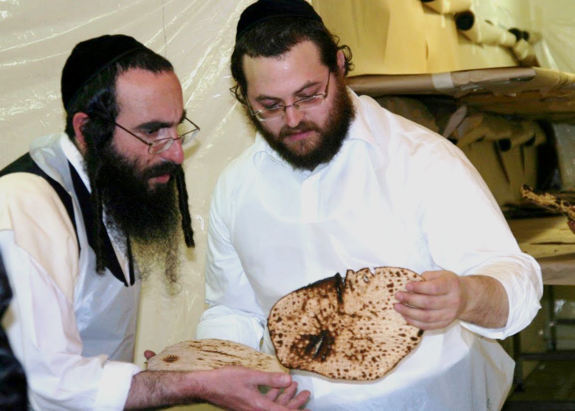 AJN Watch: Baking Shemurah Matzos in Melbourne