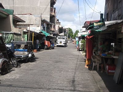 Backpacking Philippines: Pasalubong Shopping on Calle Budin, Tayabas ...